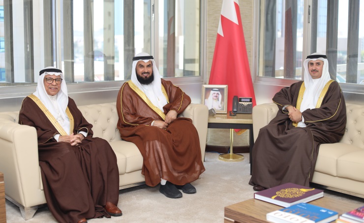 Justice Minister receives Sunni, Jaffari Endowments Councils Chairmen Justice Minister receives Sunni, Jaffari Endowments Councils Chairmen